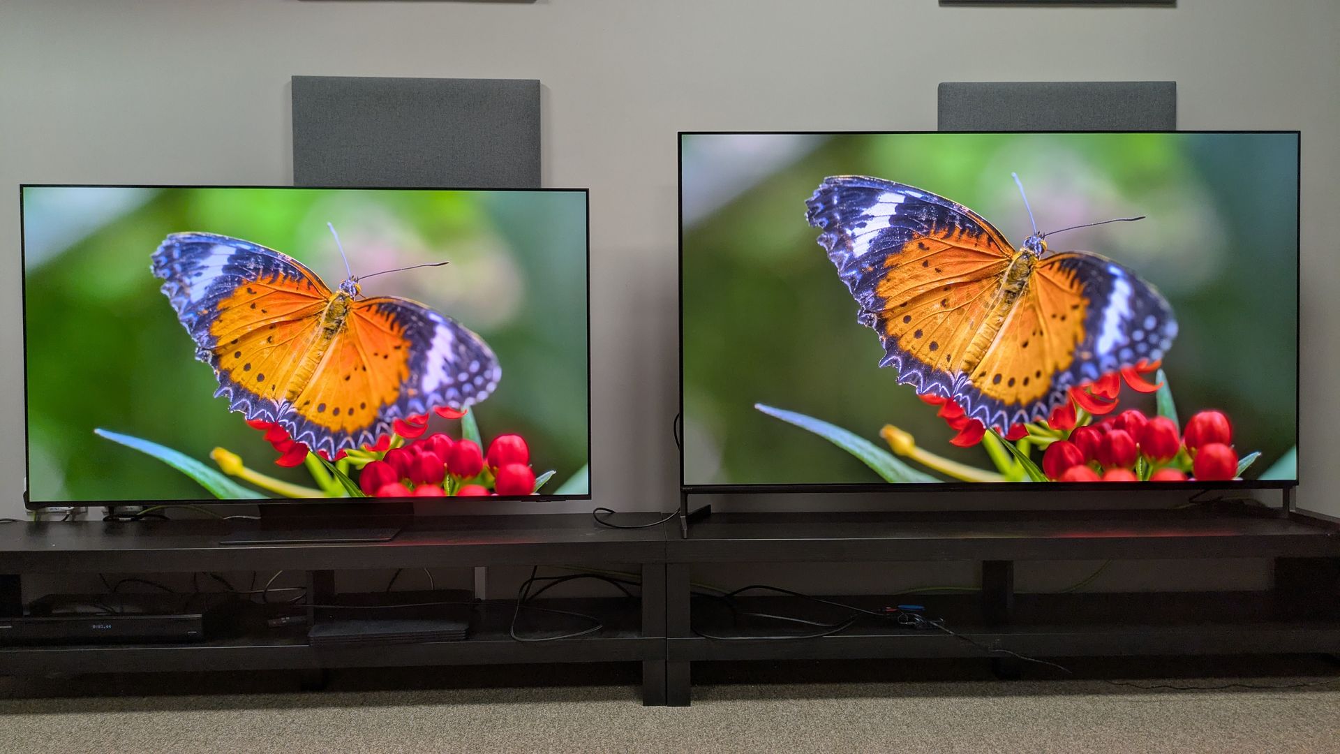 I tested Samsung and Sony’s 2025 QD-OLED TVs side-by-side, and it’s a ...