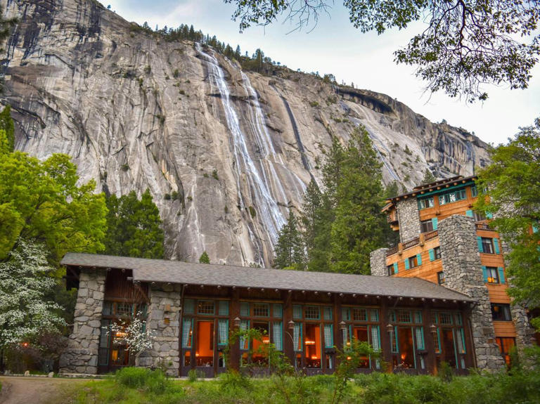 Yosemite worker falls to their death while rock climbing in park ...