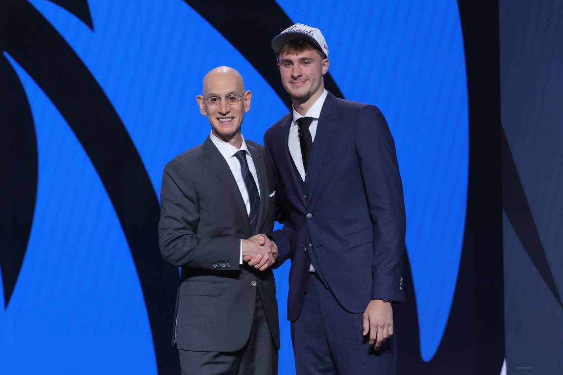 Dallas Mavs select Duke product Cooper Flag with No. 1 pick in 2025 NBA ...
