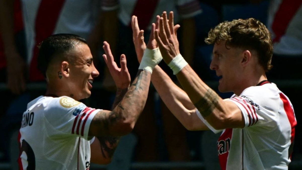 Club World Cup: River Plate Fans Throw a 'Party' to Cheer Team Before ...