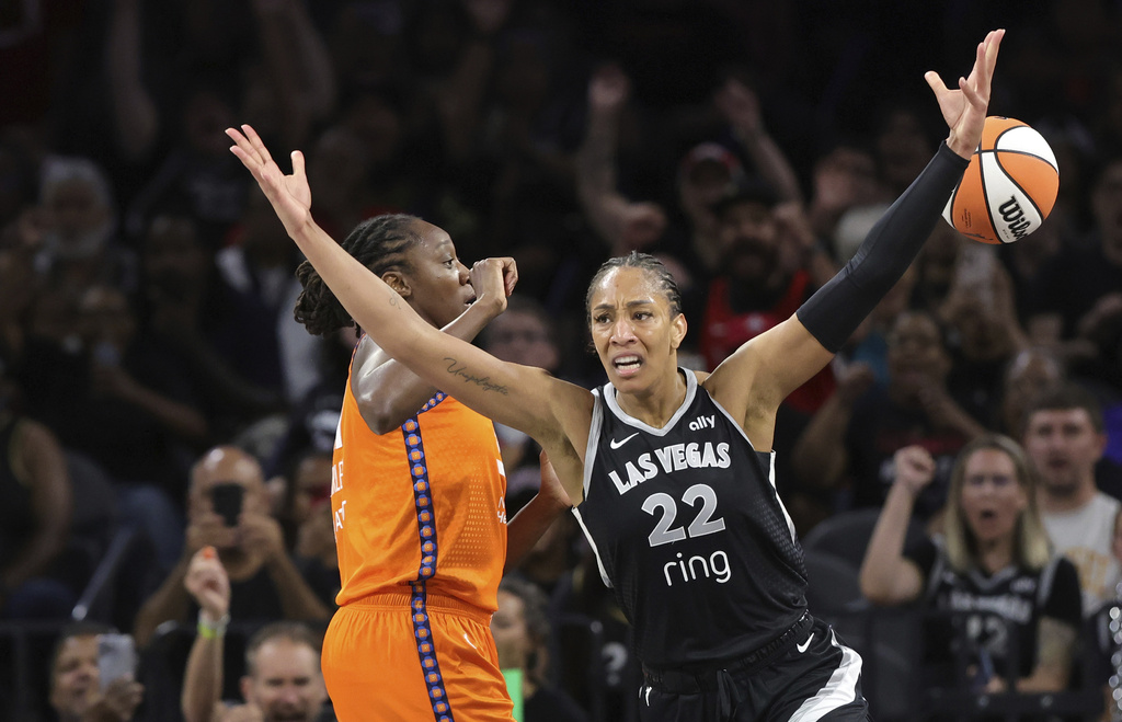A'ja Wilson scores 22, becomes fastest in WNBA history to 5,000 points ...