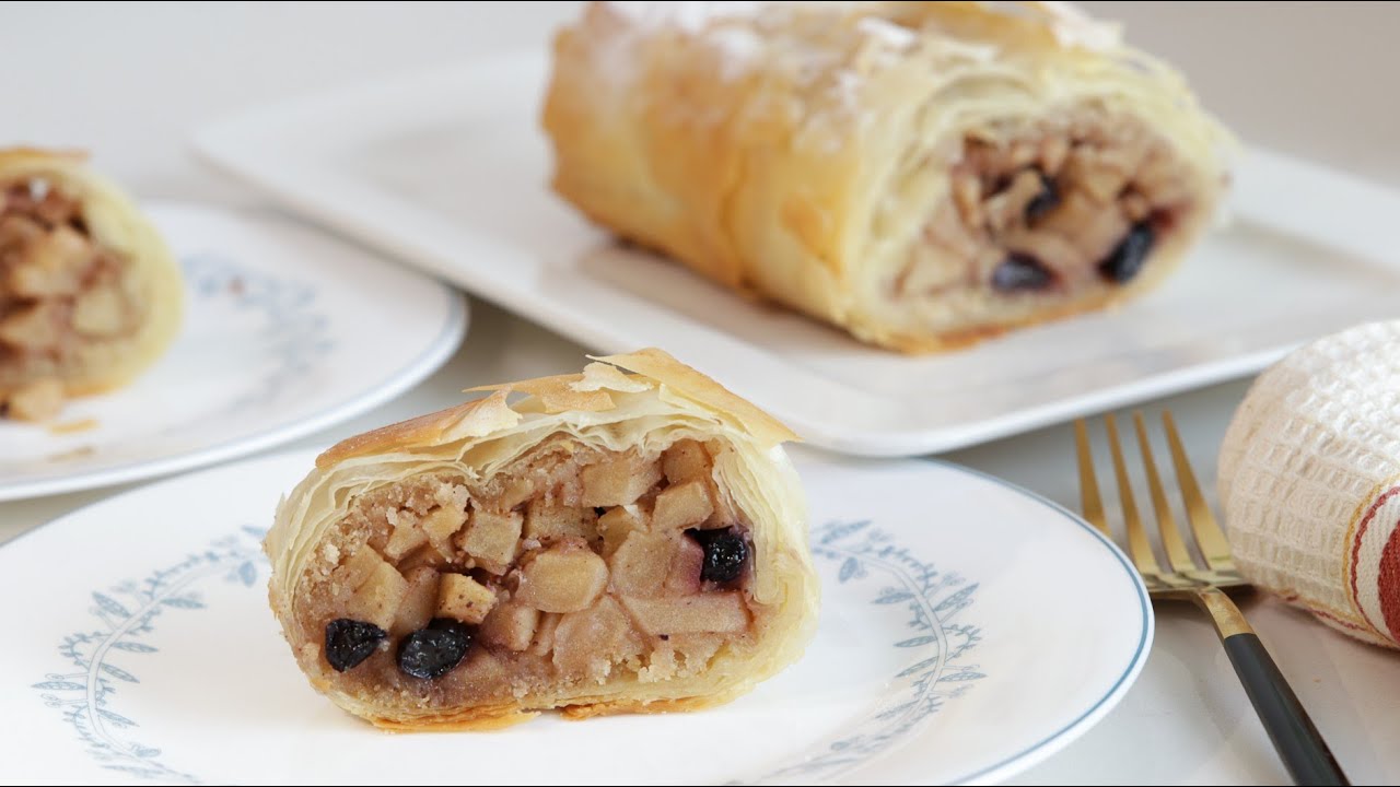 Easy Apple Strudel Recipe | How to Make Apple Strudel