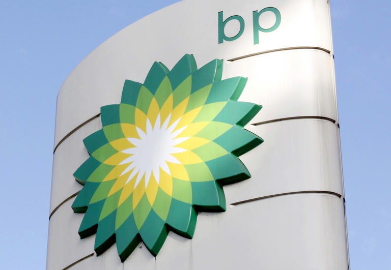 Shell denies reports that the energy giant is in talks to take over BP