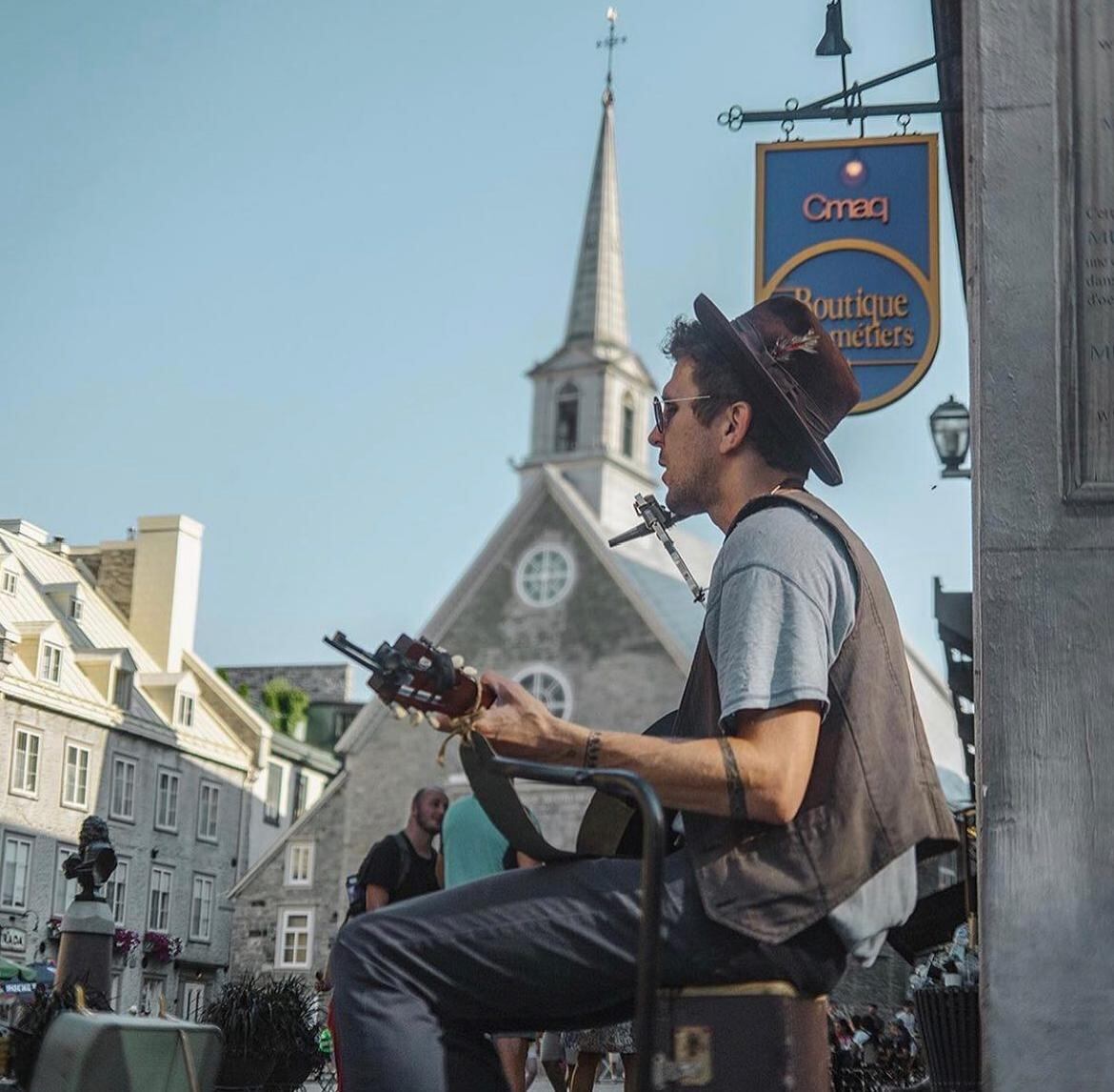 Buskers slam new French-language requirement in Quebec City tourist hub