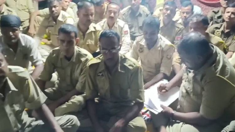 Assam: Health crisis hits Sribhumi protest as two home guards collapse ...