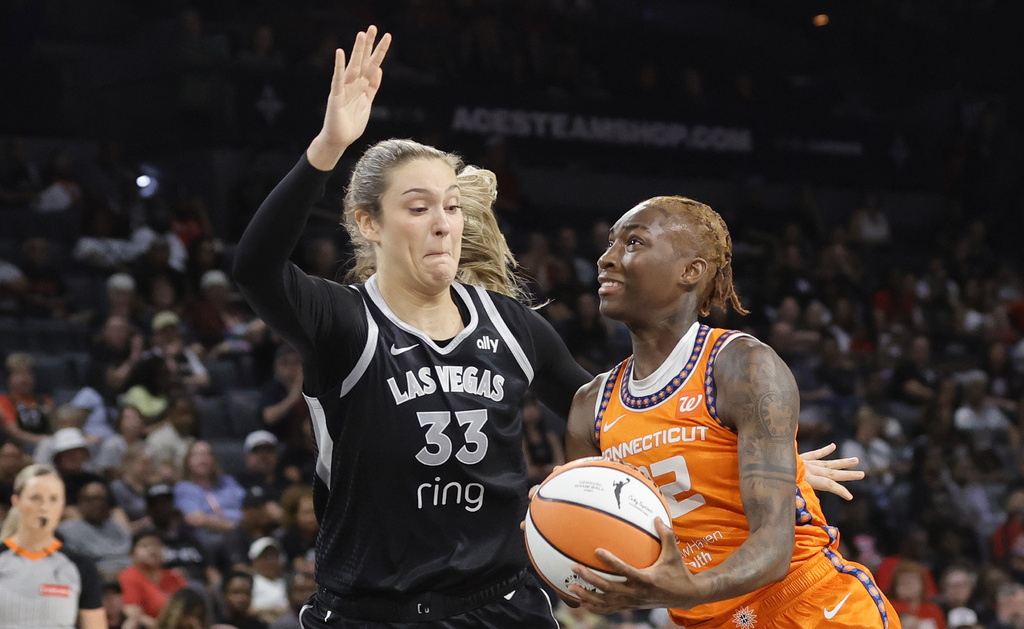 A'ja Wilson scores 22, becomes fastest in WNBA history to 5,000 points ...