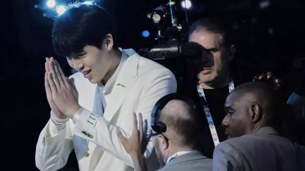 Who is Yang Hansen? Here’s what you need to know about Portland Trail ...