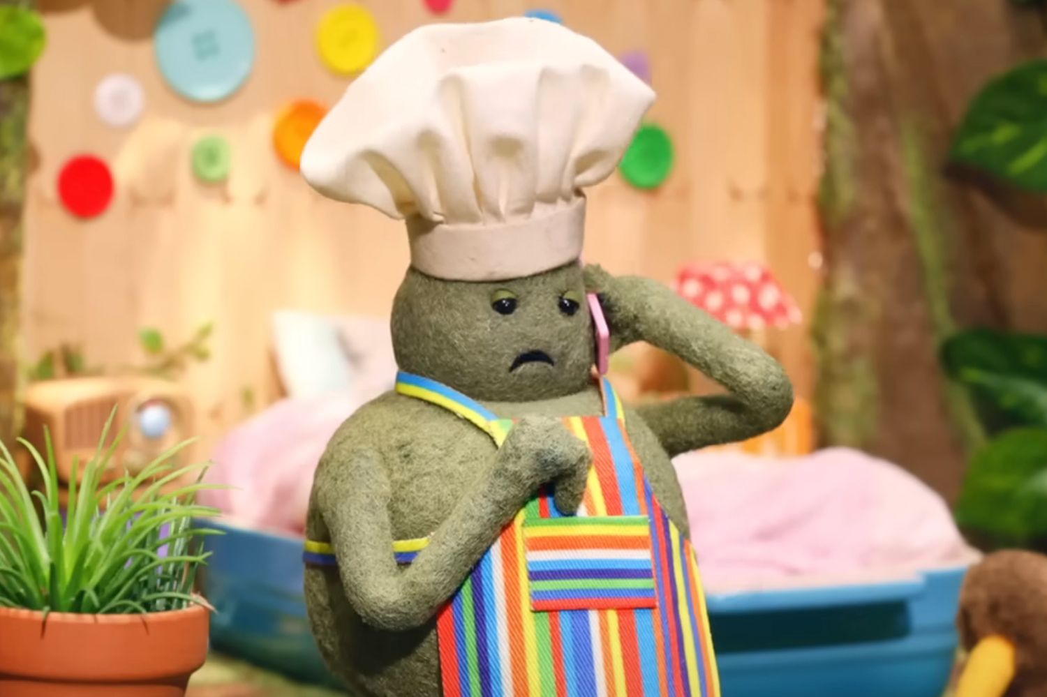 “The Tiny Chef Show” shares heartbreaking video of sobbing character ...