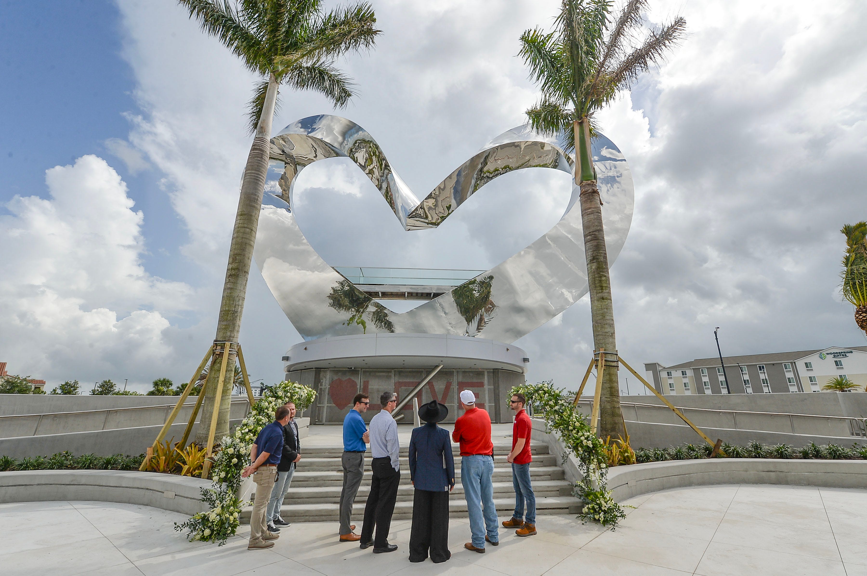 Another delay for Heart in the Park, the world's tallest heart ...