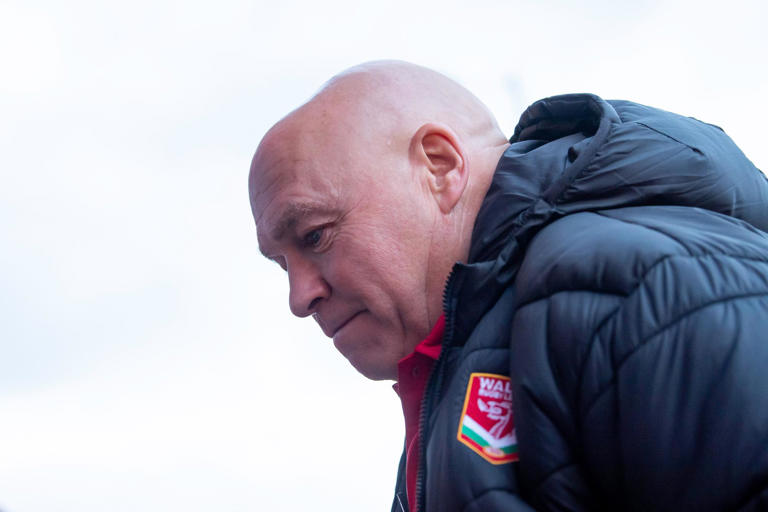John Kear answers Batley Bulldogs SOS to boost Championship club's ...