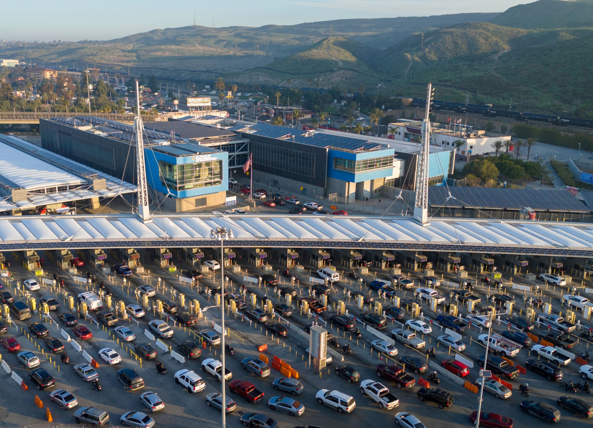 Frontier facts about the US-Mexico border