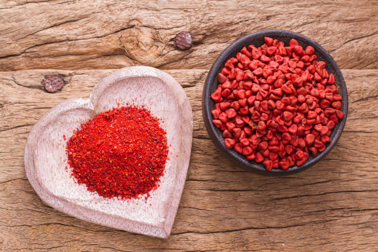 Achiote: origen, historia, propiedades, usos y cultivo en profundidad