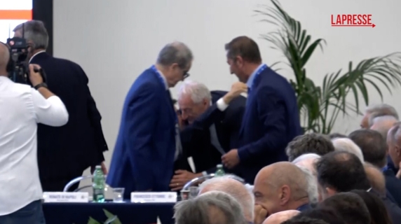 Buonfiglio il nuovo presidente del Coni. Gli applausi, l’emozione e l ...