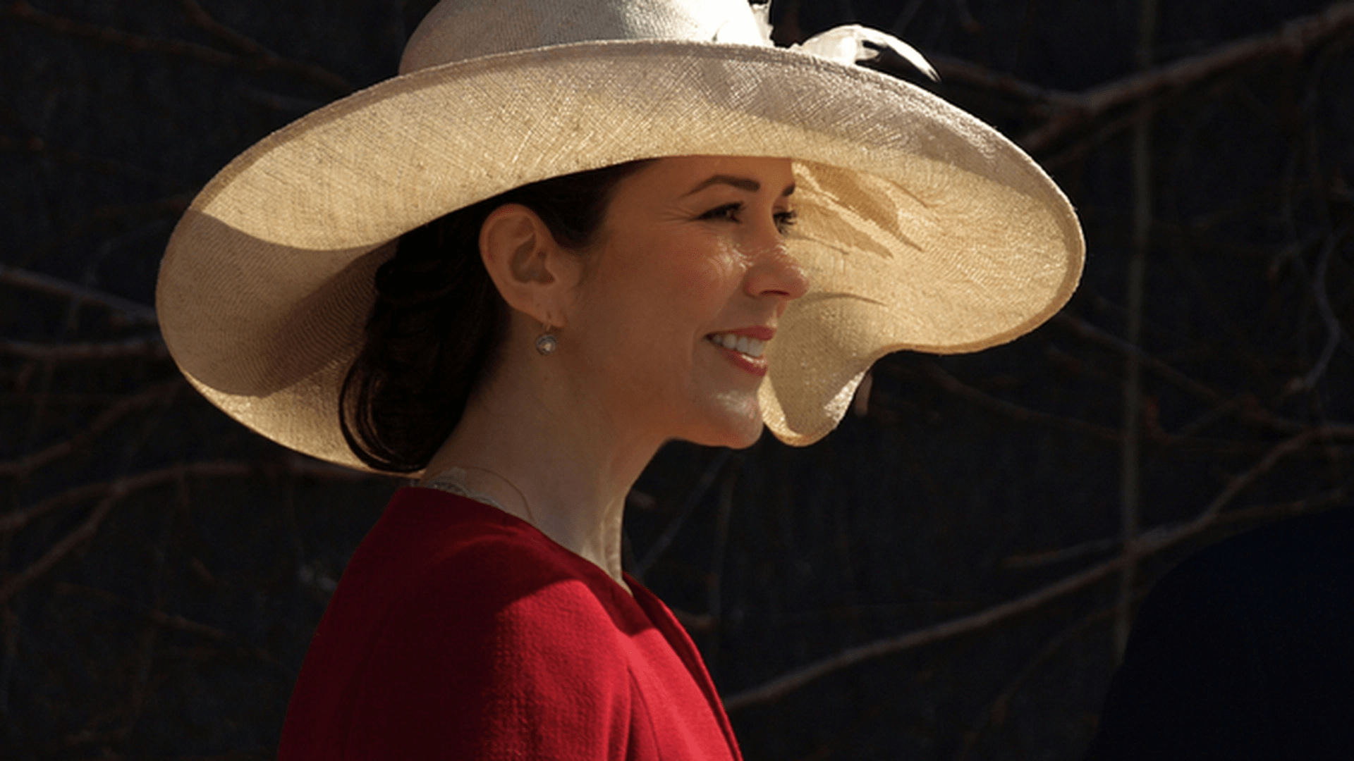 Dronning Mary: Delte grin med jordemødrene i Holbæk