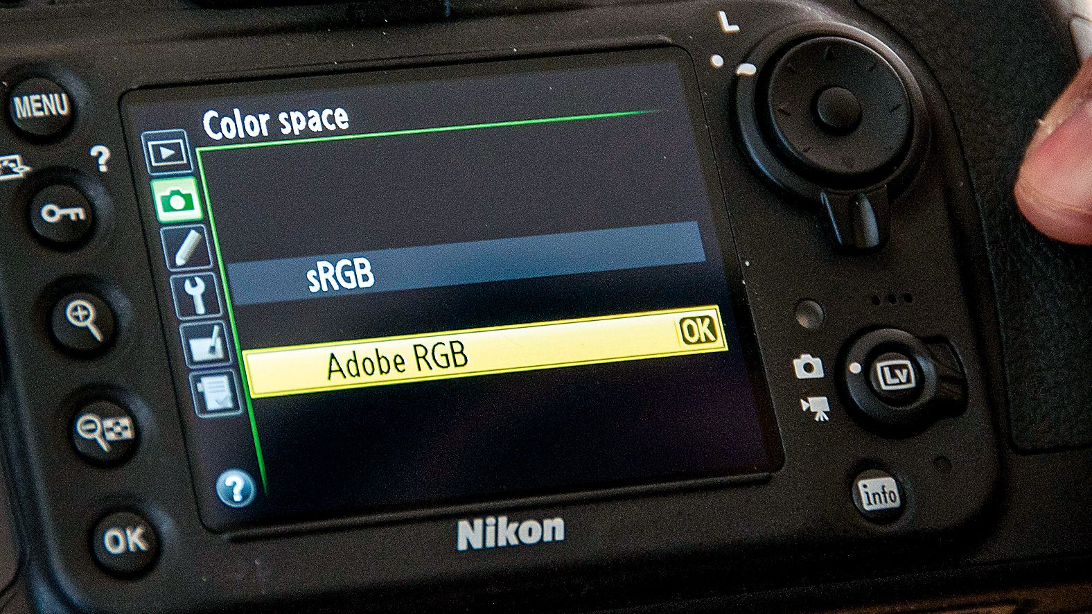 sRGB or Adobe RGB? Which color space should you use on your camera, and ...