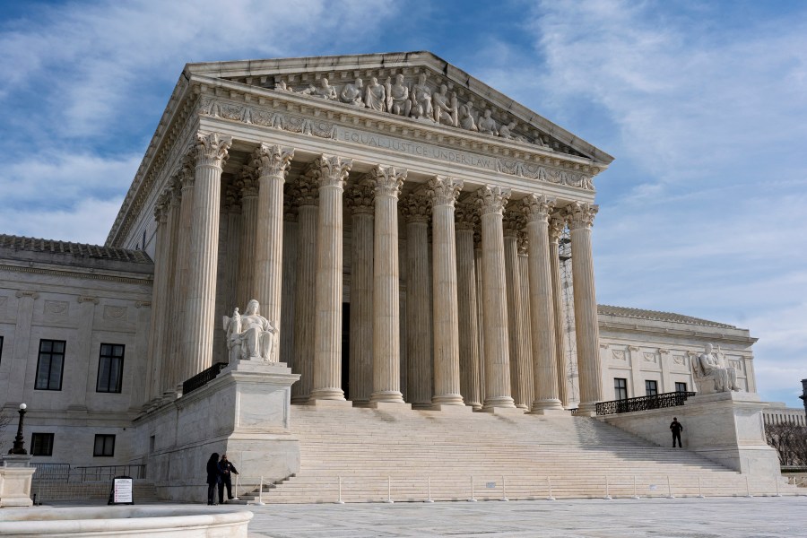 Supreme Court limits national injunctions in birthright citizenship case