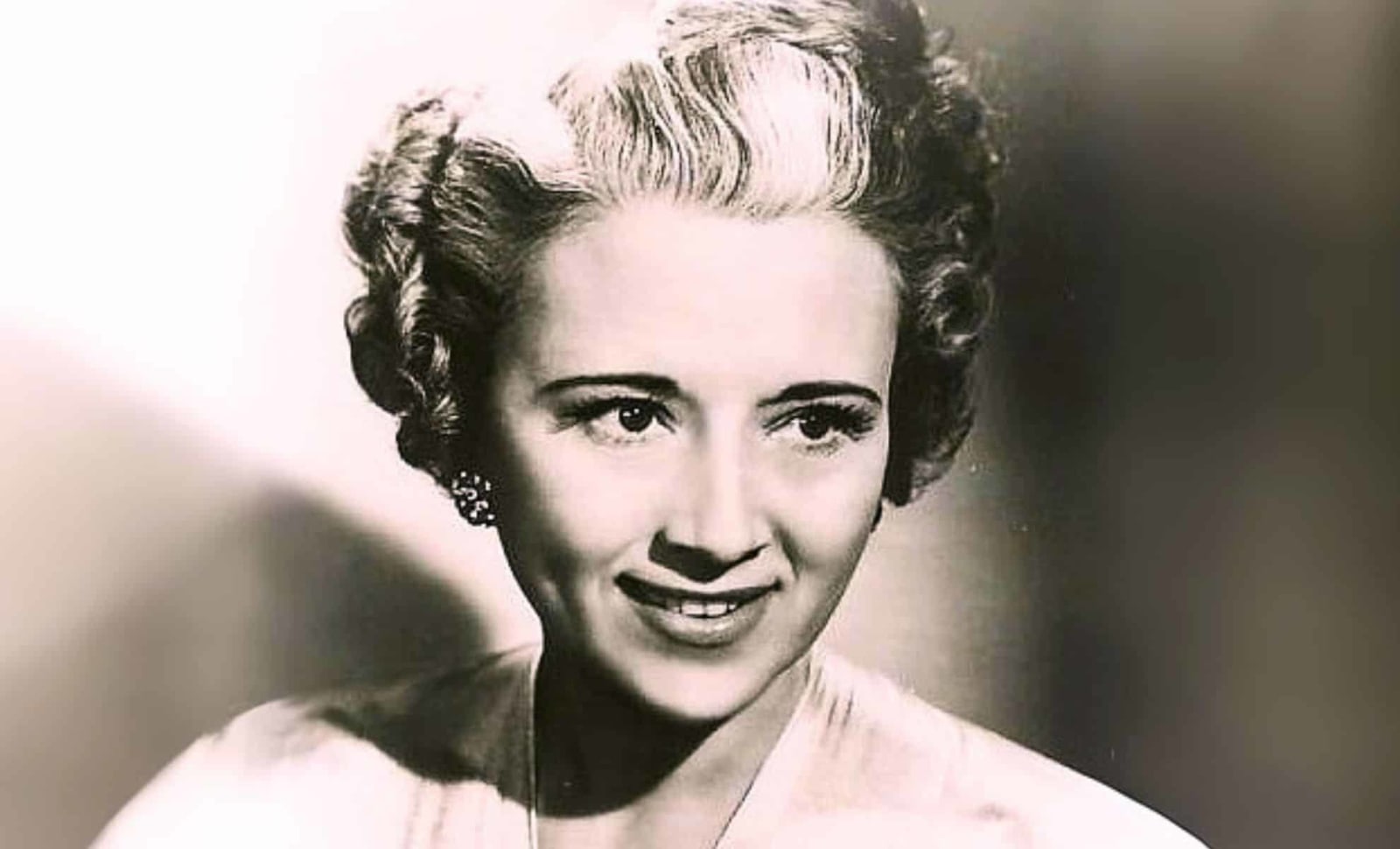 This Hollywood Actress Who Stole the Scene in Over 1,000 Film Roles ...