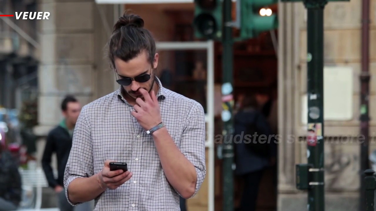 Is This The Biggest Robotext Scam Out There?