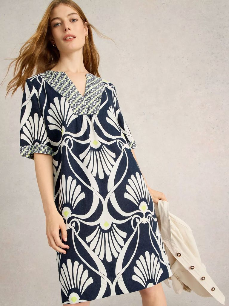 13 best chuck on dresses for women in their 40s, 50s and 60s who want ...