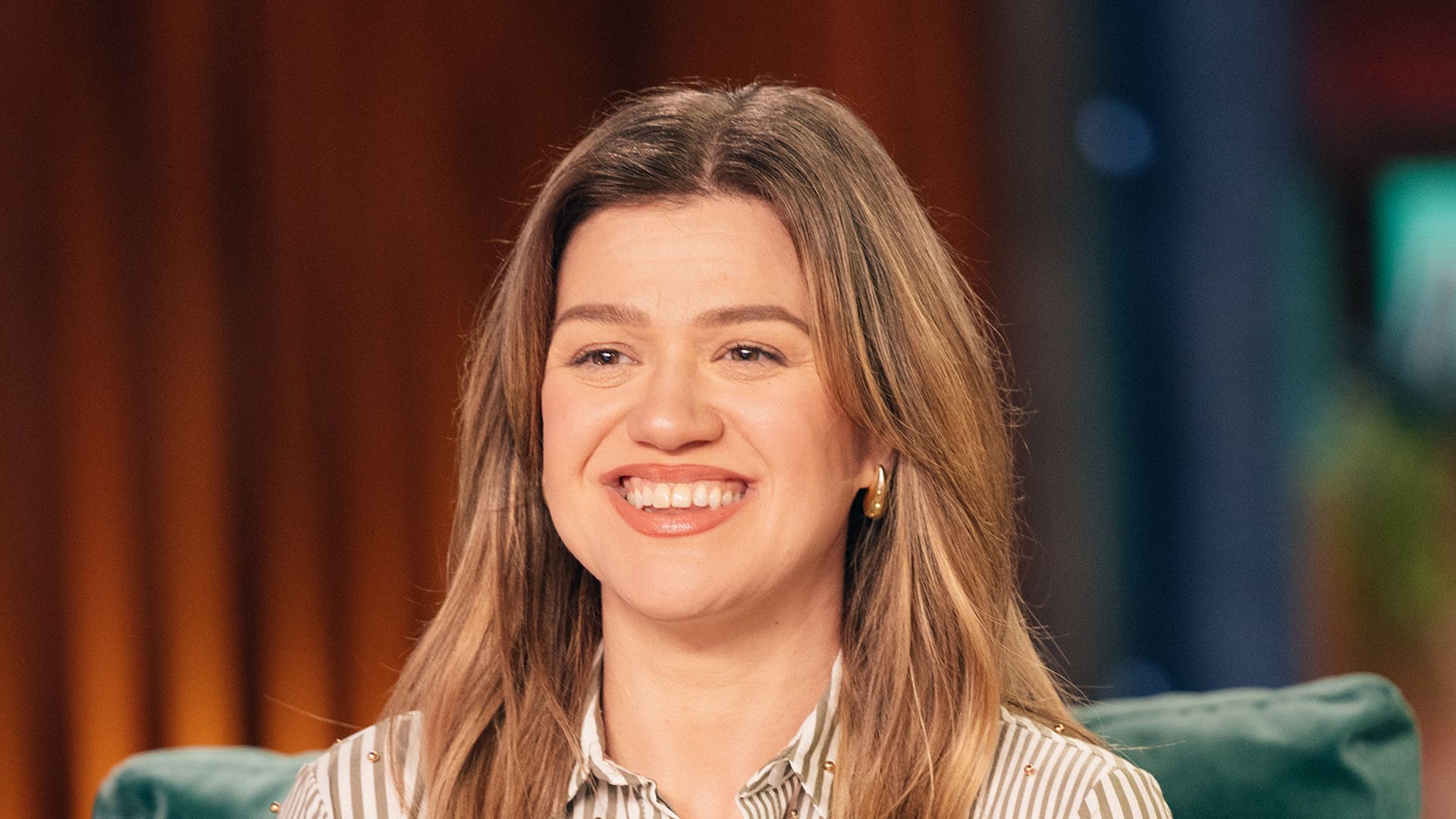 Kelly Clarkson makes cross-country move after calling time on NYC talk show