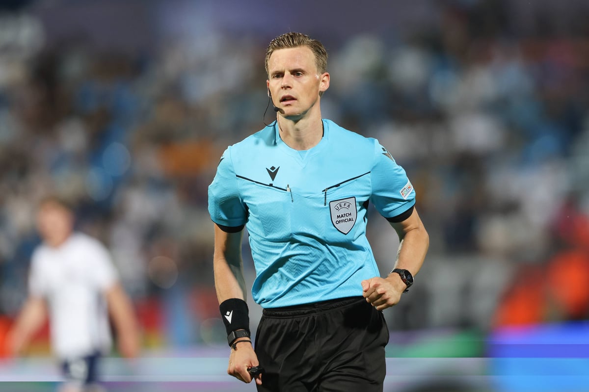 Sander van der Eijk blundert: scheids lijkt nieuwe regel te vergeten