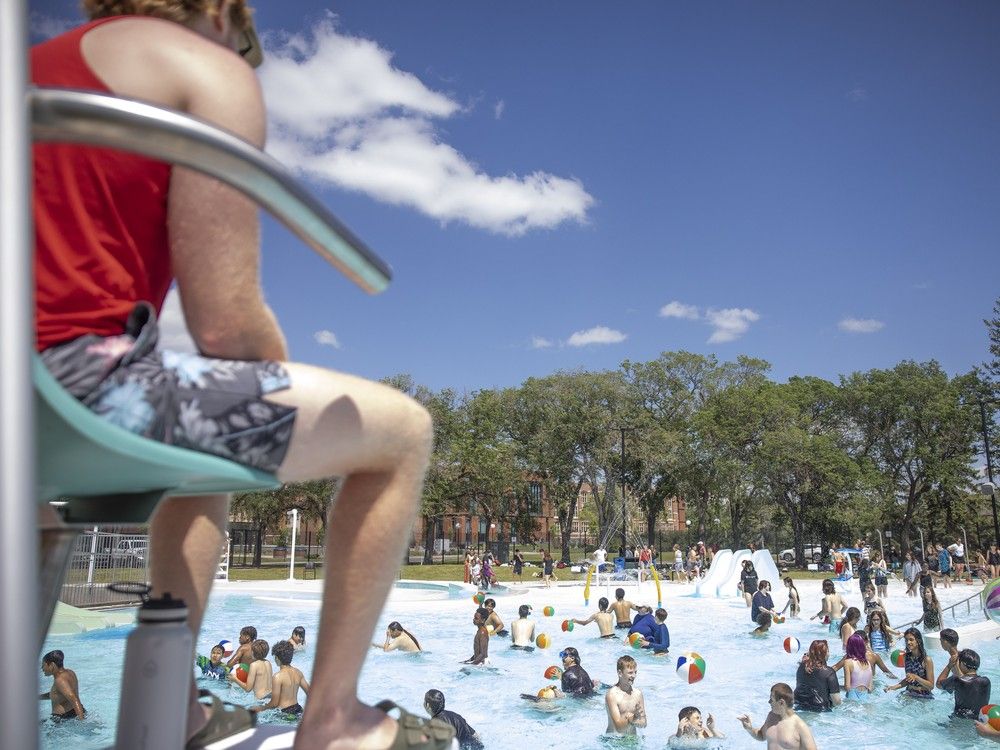 Wascana Pool season extended, Lawson pool to undergo maintenance