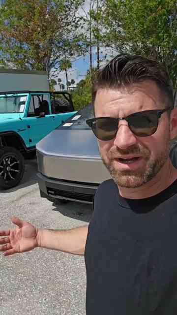 Tesla Cybertruck is a fingerprint magnet
