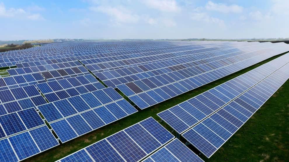 Call for investigation after concerns 400 farms in Lincolnshire could ...