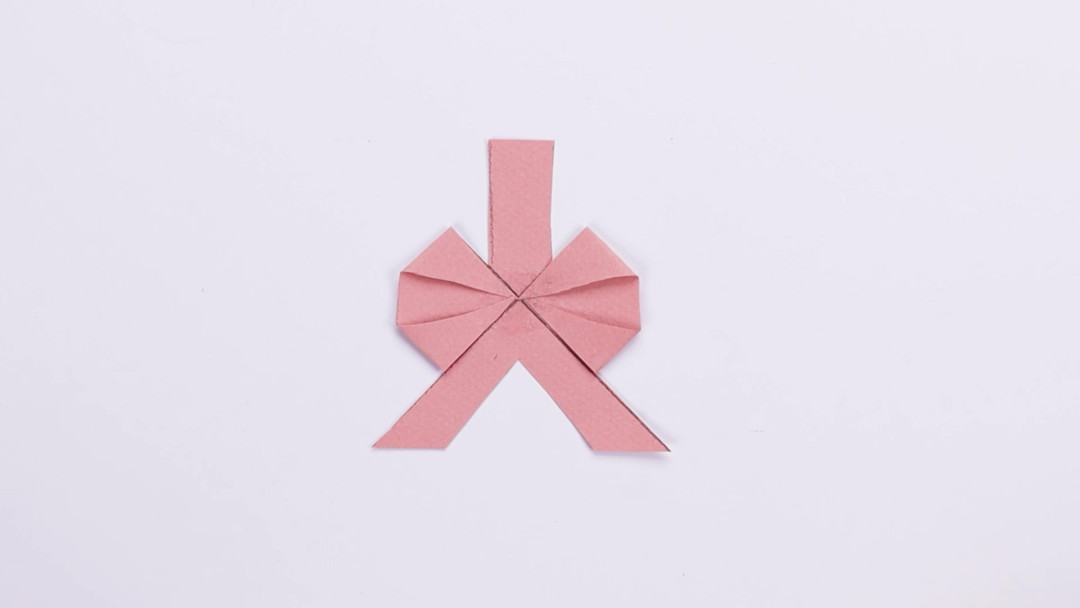 Crafting Your Own Paper Bow & personalized envelope