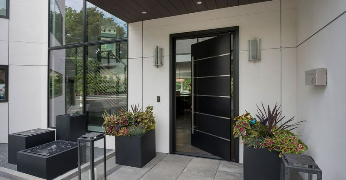 8 Minimalist Front-Facing Designs Found In Seattle Lofts