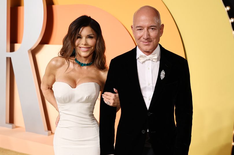 Inside Jeff Bezos and Lauren Sánchez's star-studded wedding guest list ...