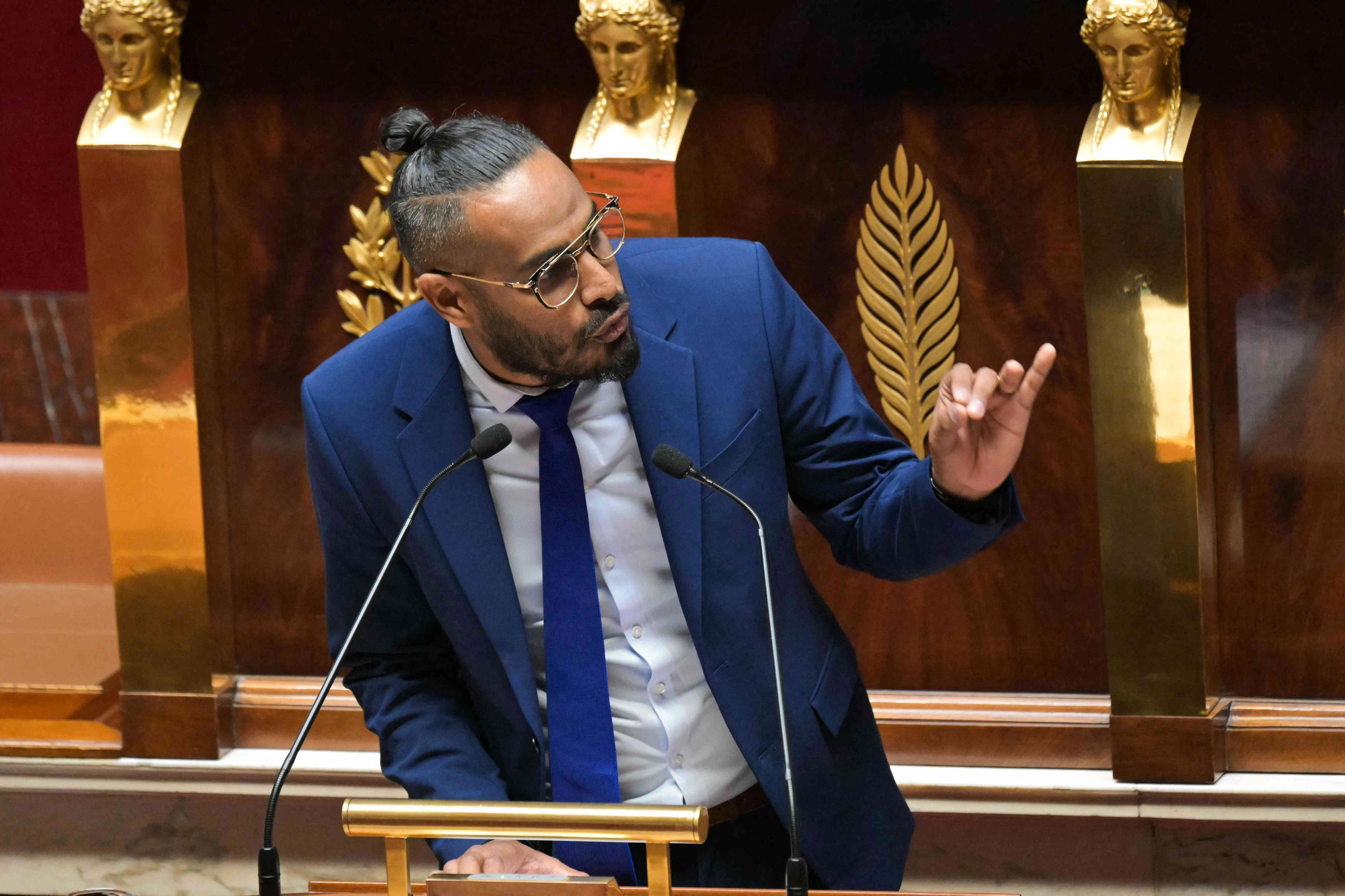 «On sait qui tient l’économie et le pouvoir» : le sous-entendu ...
