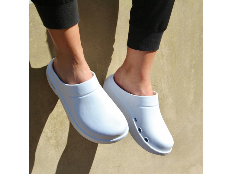 I’ve tried countless trainers, these are the 8 best orthopaedic shoes ...