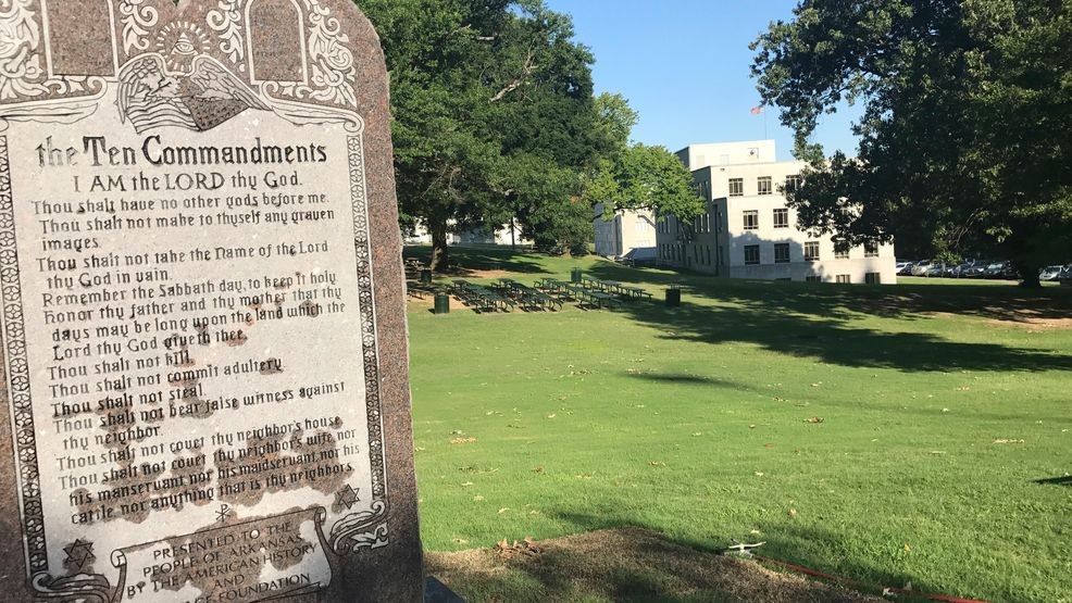 Majority of US adults support religious chaplains in public schools ...