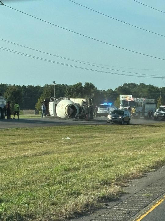 TRAFFIC ALERT: US Highway 165 North experiencing traffic due to vehicle ...