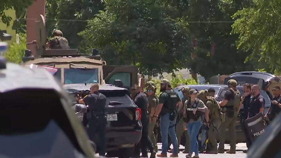 Standoff on West Side follows string of vehicle burglaries, aggravated ...