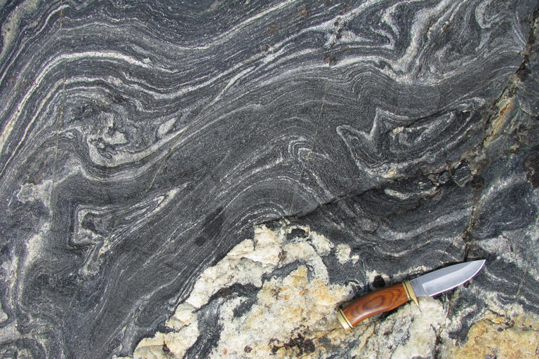 Scientists unlock secrets of oldest rocks on Earth