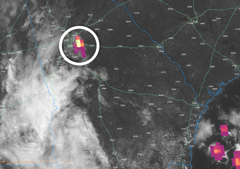 Fireball appears to explode over southeastern U.S.