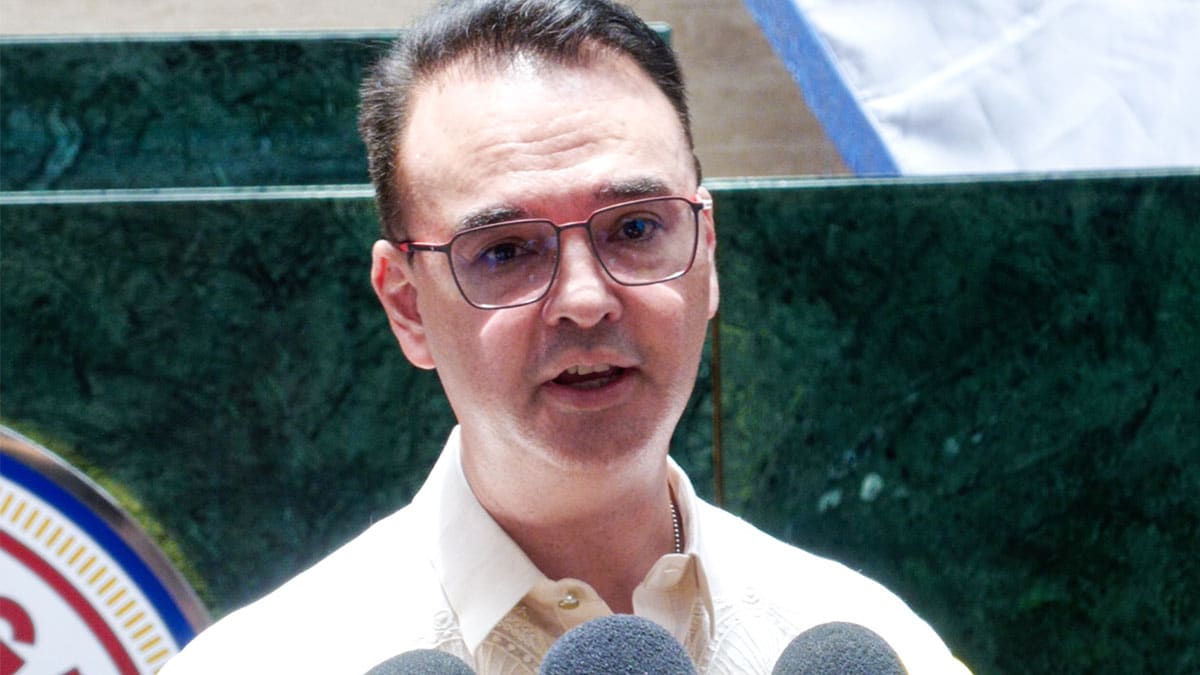 Alan Cayetano asks gov’t leaders anew: Are you willing to resign?