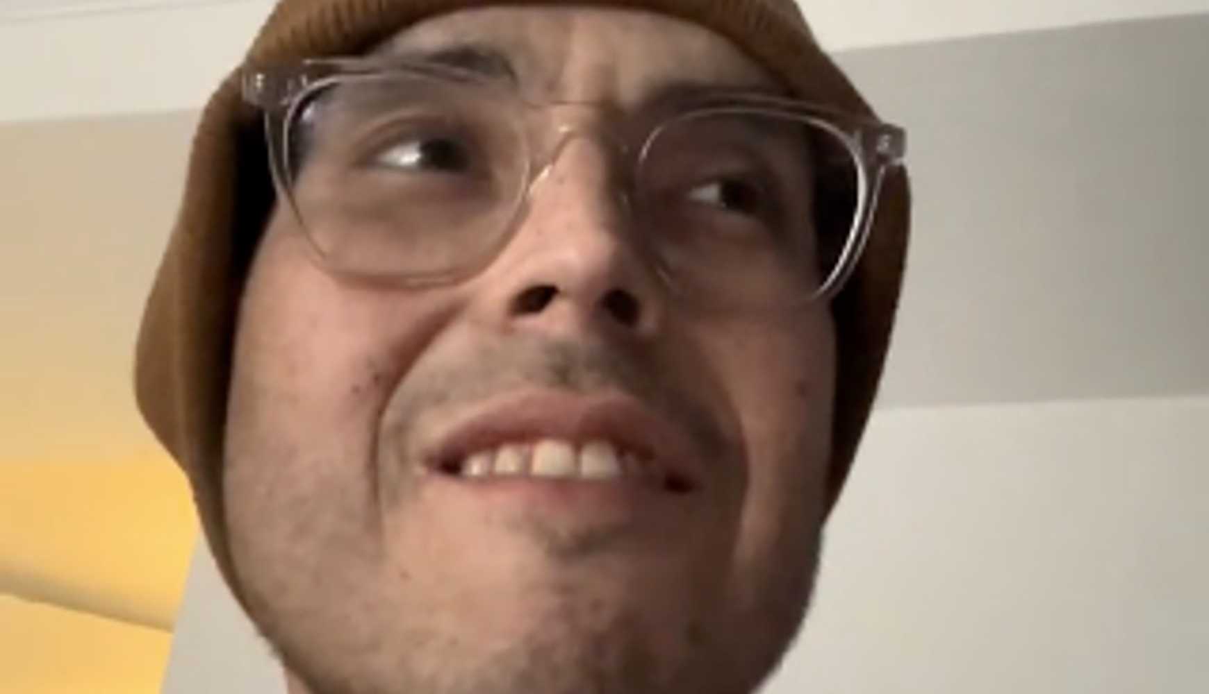 This Was Influencer's First Colon Cancer Symptom: This Week He ...