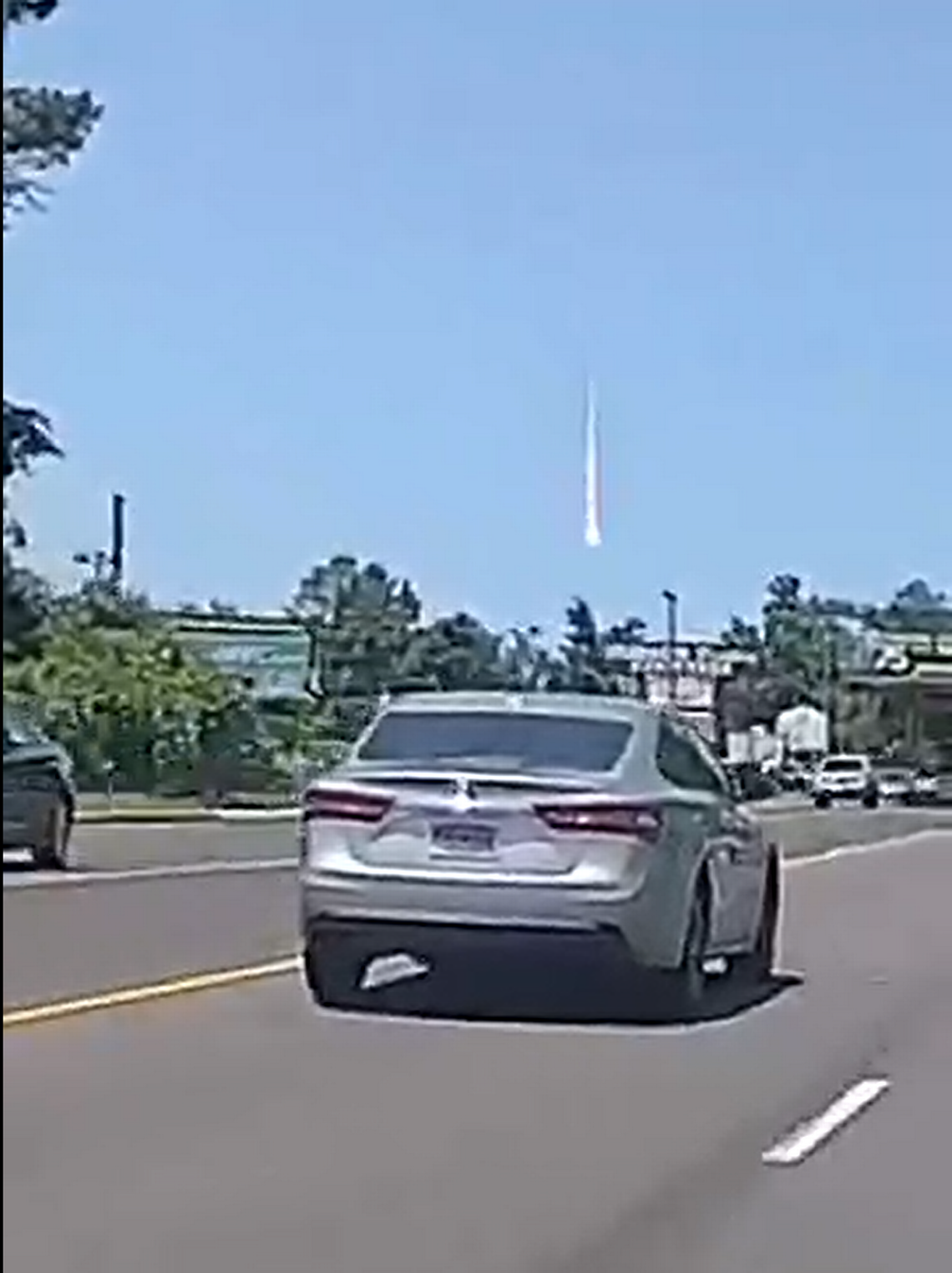 Was it a fireball? A meteor? Search is on for crash site of flaming ...