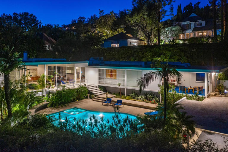 Four busted for burglarizing Brad Pitt’s $5.5M LA home in string of ...