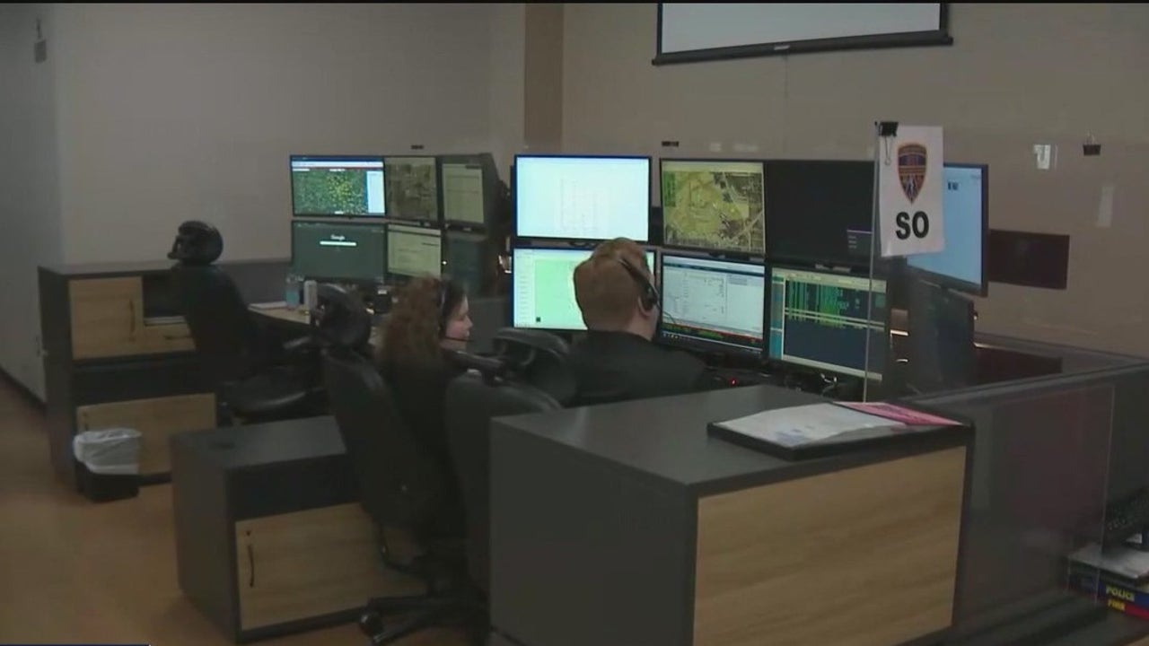 Cobb County pioneers AI training for 911 dispatchers with CommsCoach ...
