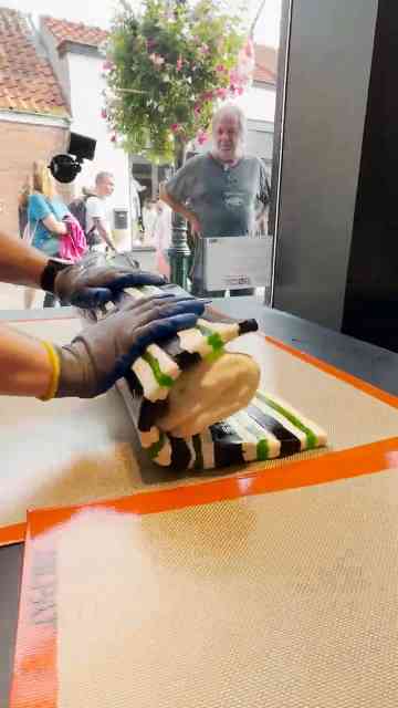 BeetleJuice inspired Pillow Drop 😱🍭