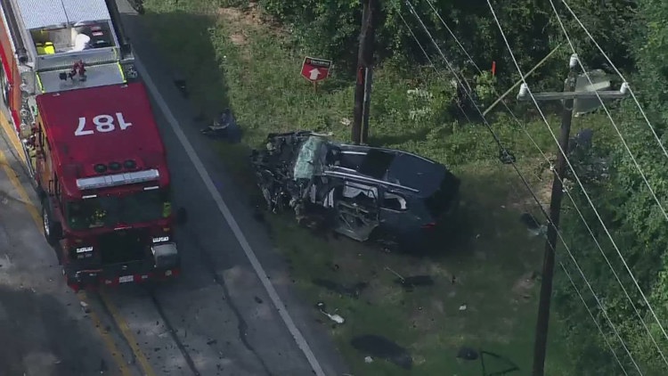 Man kills stepfather with machete before intentionally crashing SUV ...