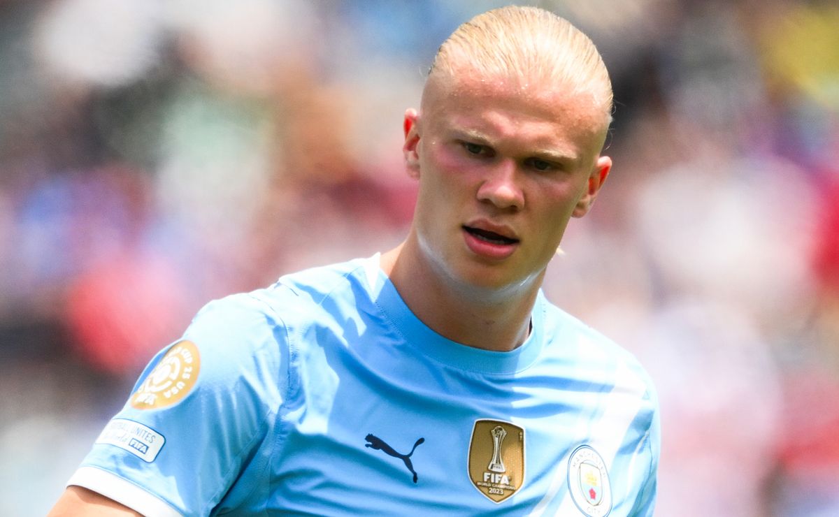 Erling Haaland on the Bench for Manchester City’s Club World Cup Match ...