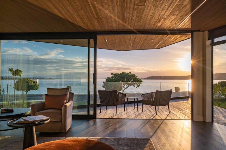Maximo® Thermo Clear Radiata Named Popular Choice Winner in Architizer ...