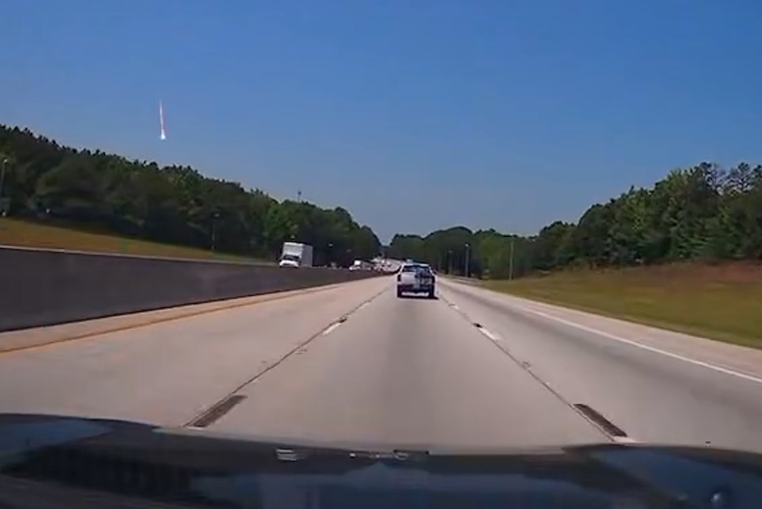 Fireball seen shooting across the sky in Southeast U.S. may be from meteor