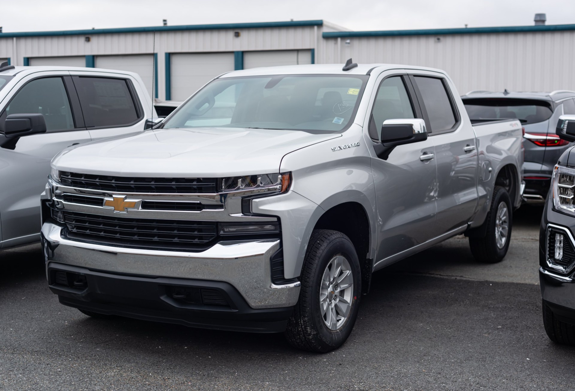 Over 62,000 GM vehicles recalled over risk of fire