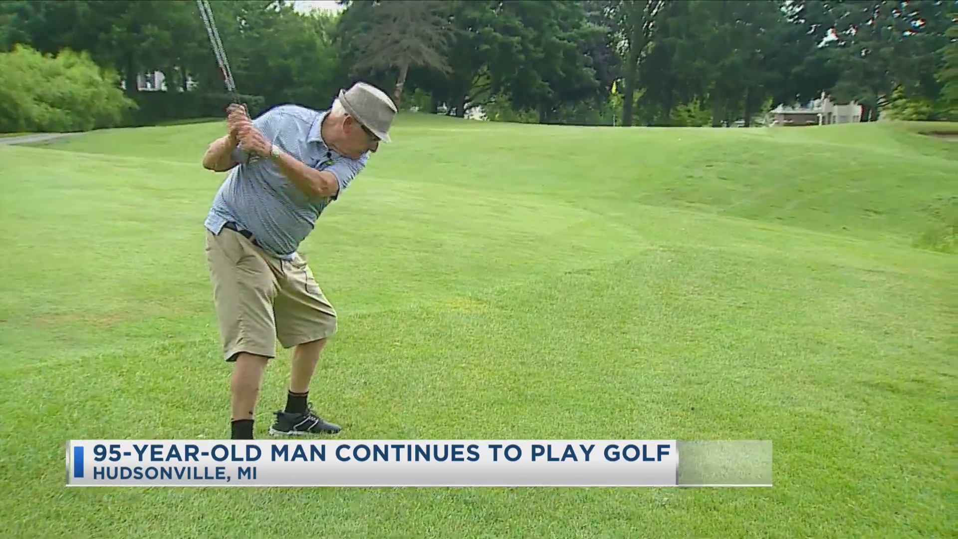 95-Year-Old Man Continues To Play Golf